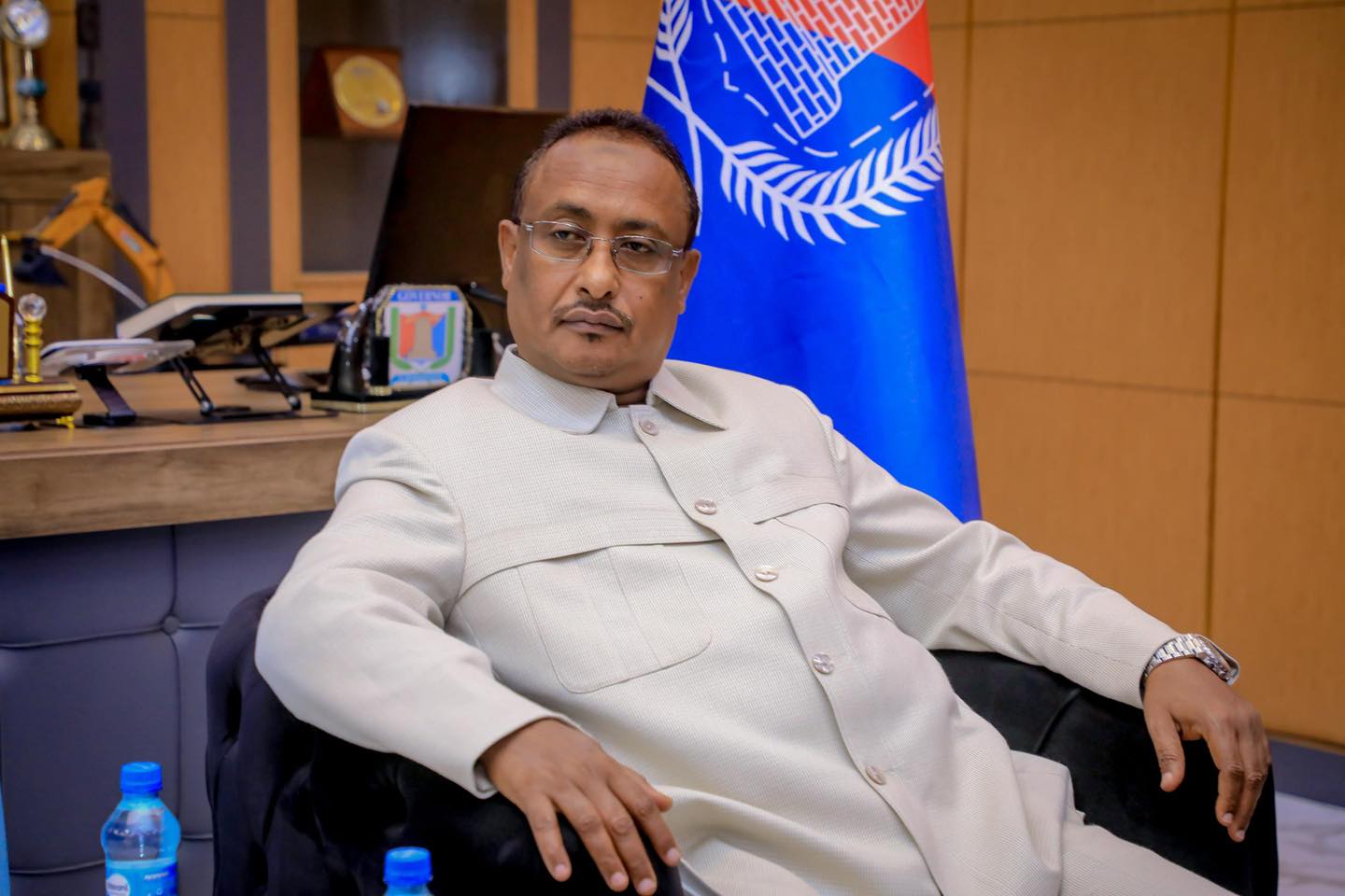 Banadir Pushes National Unity Drive Through Schools and Flag Symbols ...